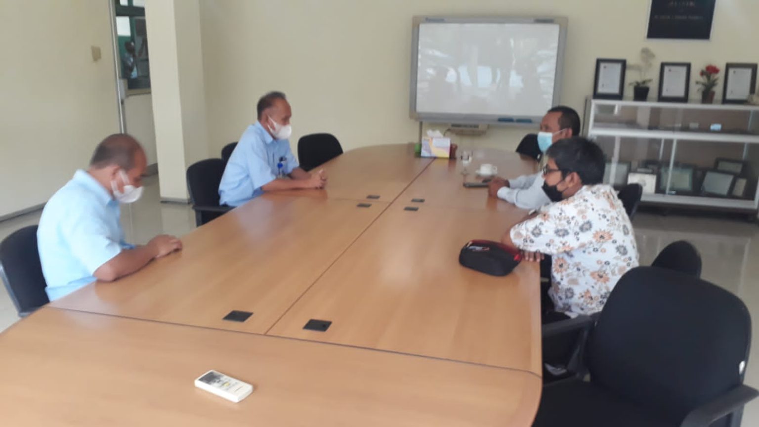 Ketua Pimpinan Cabang Bersilaturahmi ke PUK SPL FSPMI PT. Asianet ...