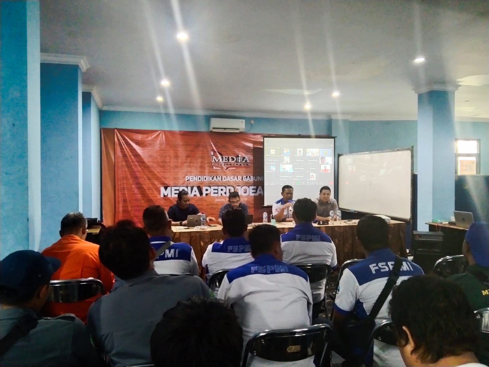 Pimpinan Pusat SPL FSPMI Sosialisasikan Pentingnya Data Base - KPonline