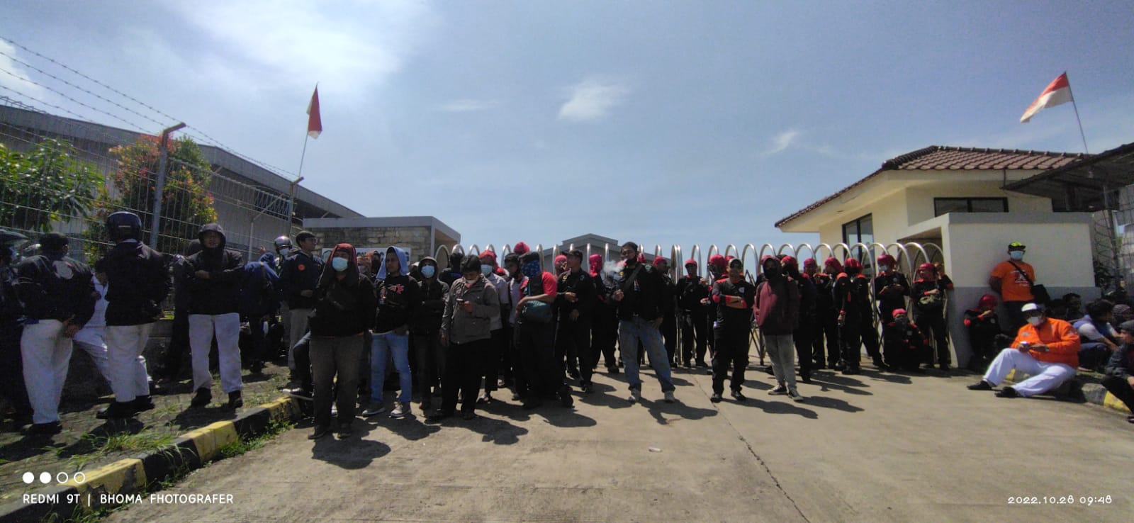 Upah Tidak Naik Tahun 2022, PUK SPAMK FSPMI PT. Dongil Casting Gelar Aksi Unjuk Rasa - KPonline