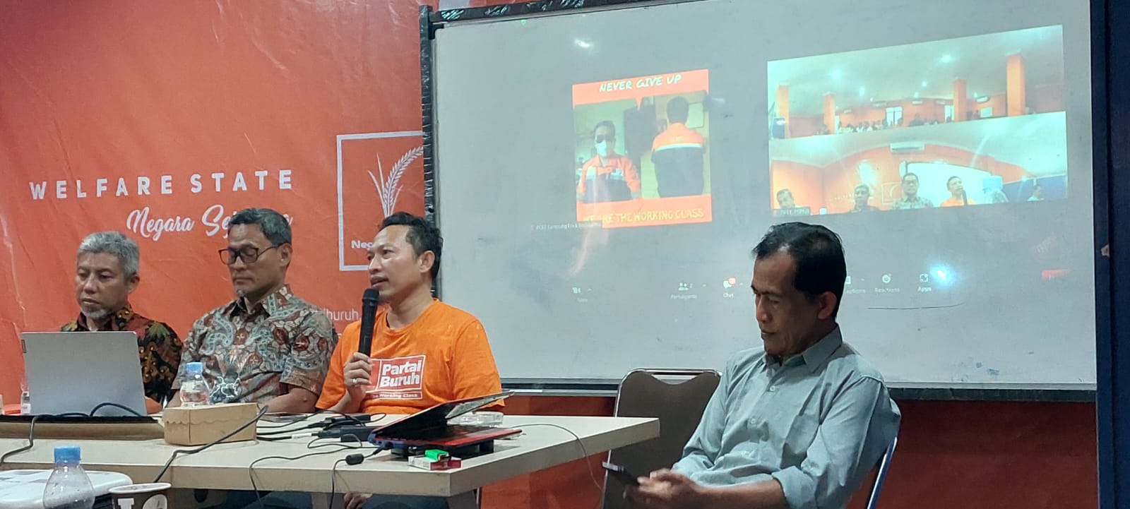 Evaluasi Strategi Perjuangan Organisasi, Presiden FSPMI Gelar Rapat Bersama Pimpinan Pusat SPEE ...